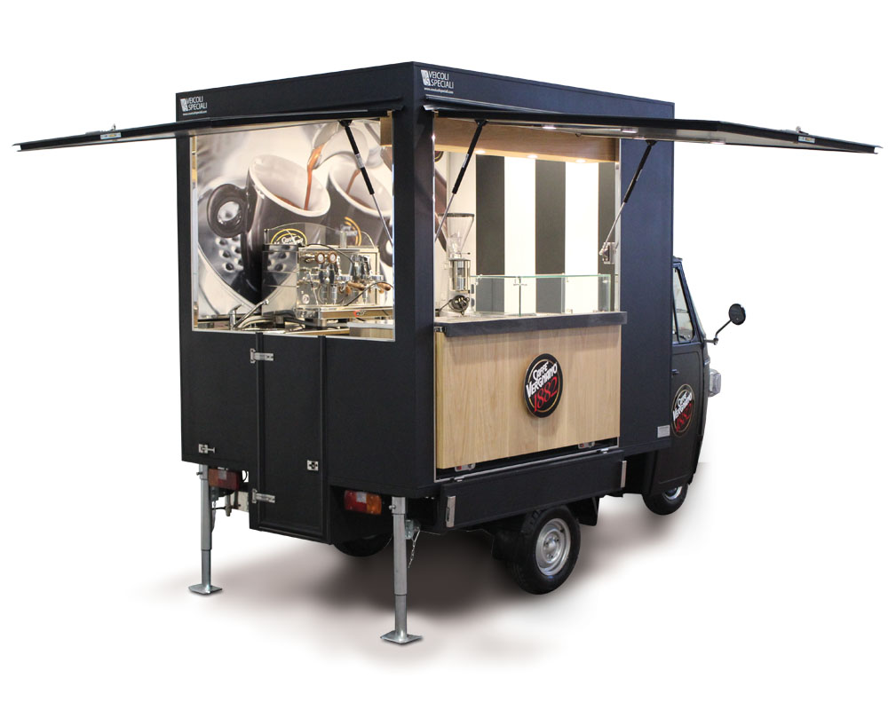 Mobile Coffee Shop is a Vergnano Cafeteria on the Road | Piaggio Ape TR