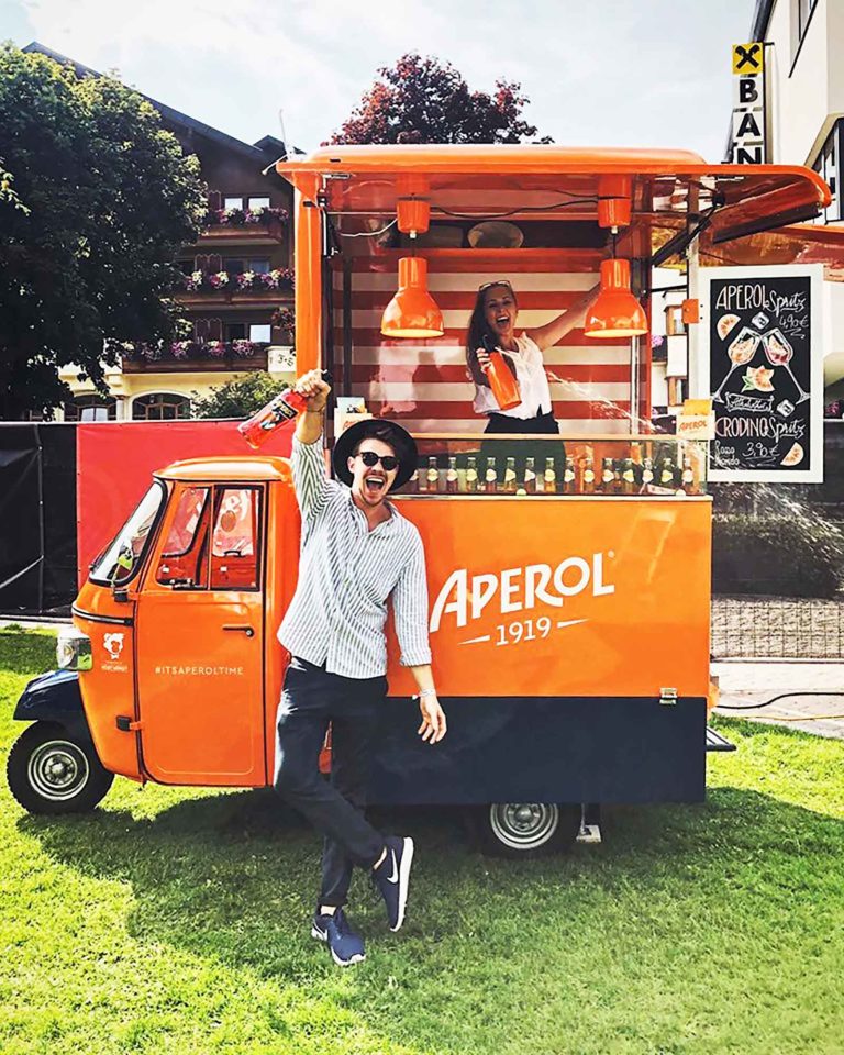 Piaggio Ape V-Curve® | Three-Wheeled Shop Van | Commercial Vehicle